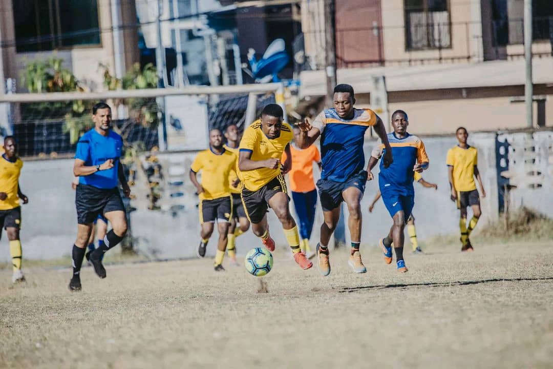 Mashindano ya mpira wa miguu ya maadhimisho ya miaka 50 ya NBAA yaanza ...