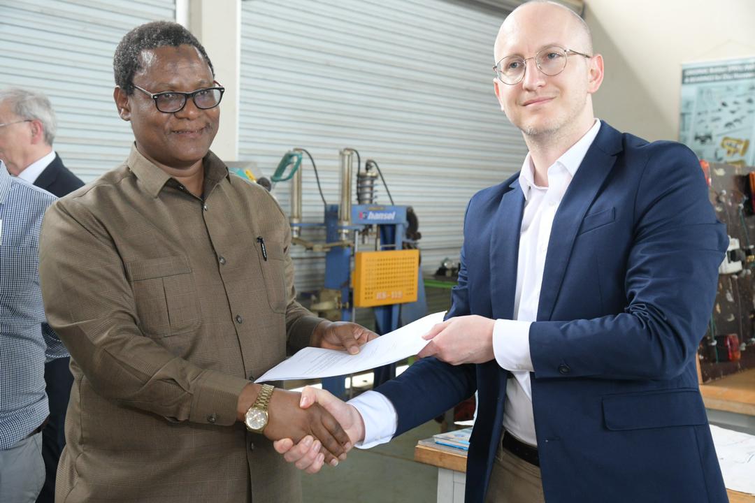 362 wanufaika na mafunzo ya uanagenzi katika ufundi wa zana na mitambo ...
