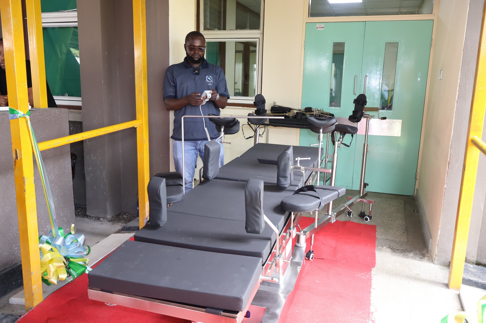 Watumishi wanawake hospitali ya Rufaa Kanda Mbeya watoa msaada wa ...