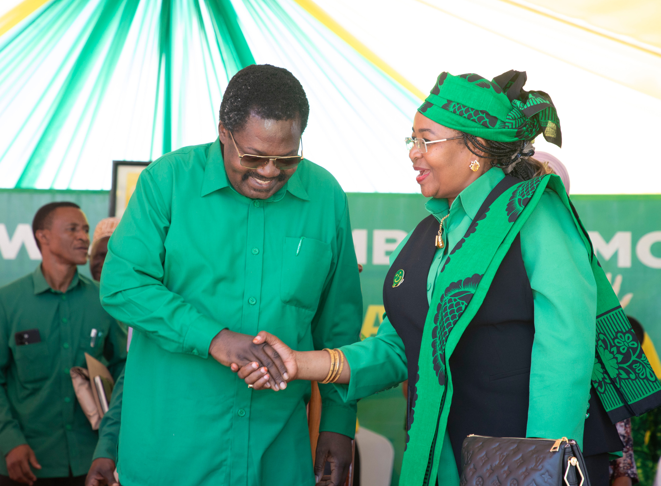 Dkt.Nchimbi apokea taarifa utekelezaji wa Ilani ya CCM,Jimbo la Mchinga ...