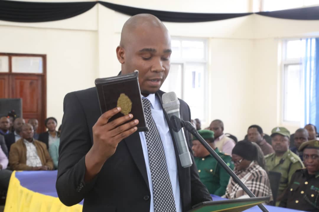 DC Mbozi aapa,asema yupo tayari kwa kazi - Timesmajira
